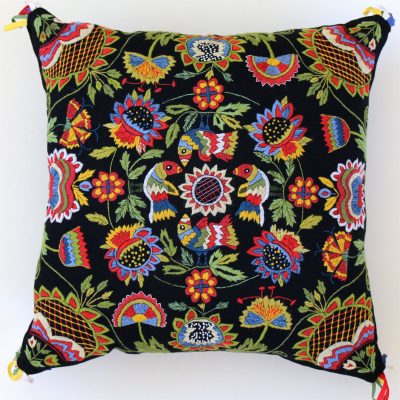 Brodera mera - massor av broderikit i egen design - Brodera mera